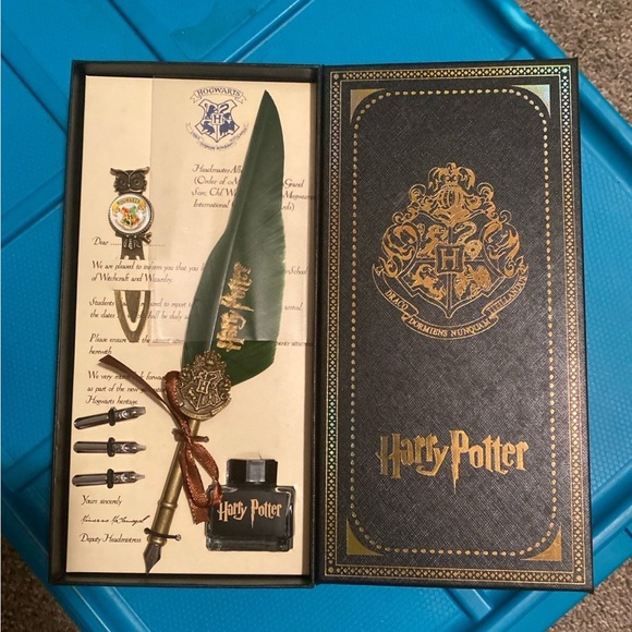 Warner Bros. | Art | Green Quill Harry Potter Writing Set | Poshmark